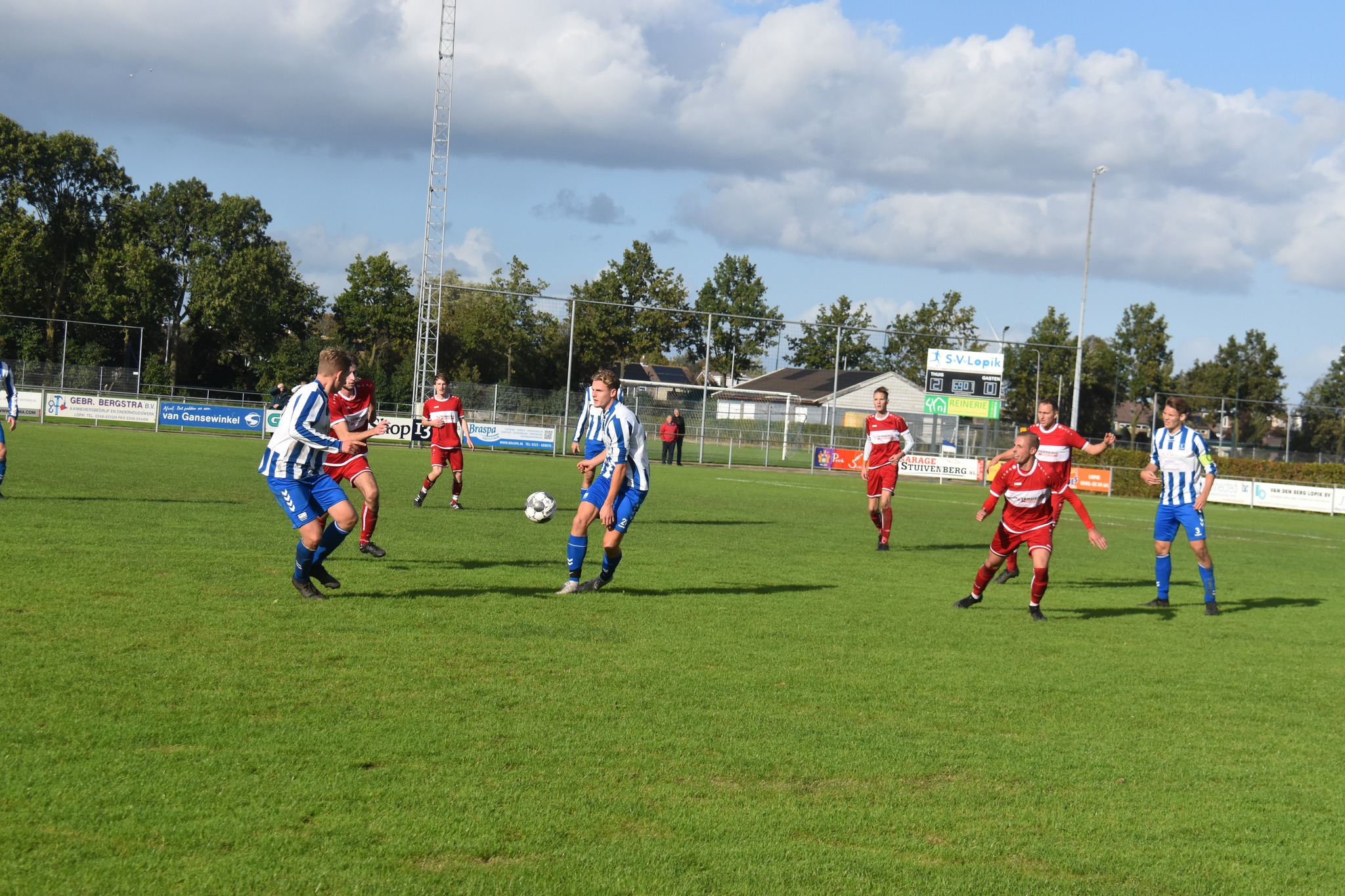 S.V. Lopik heer en meester in streekderby | S.V. Lopik